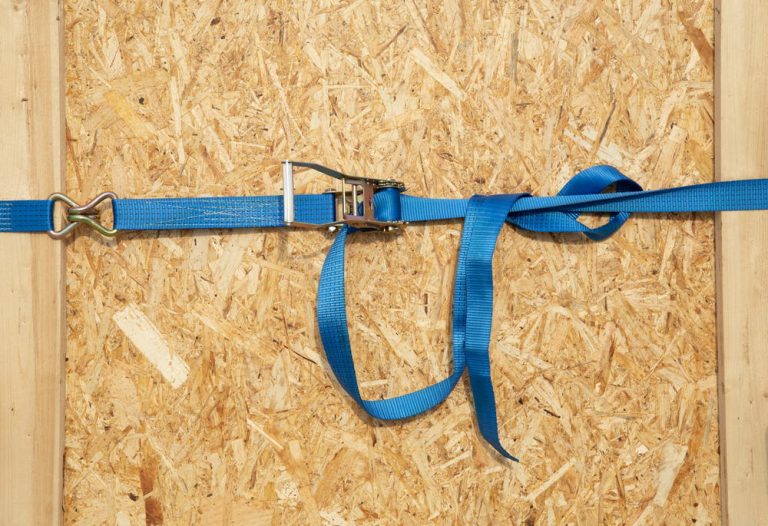 How Many Types of Tiedowns Does One Need to Secure a Load? | Traveller Jade